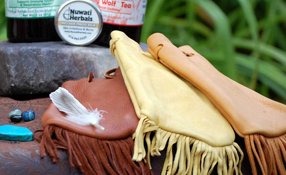 Medicine Bags or Bundles – Legends of America