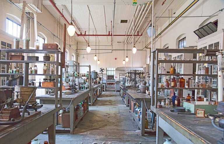 Thomas Edison – The Man Who Lit the World – Legends of America